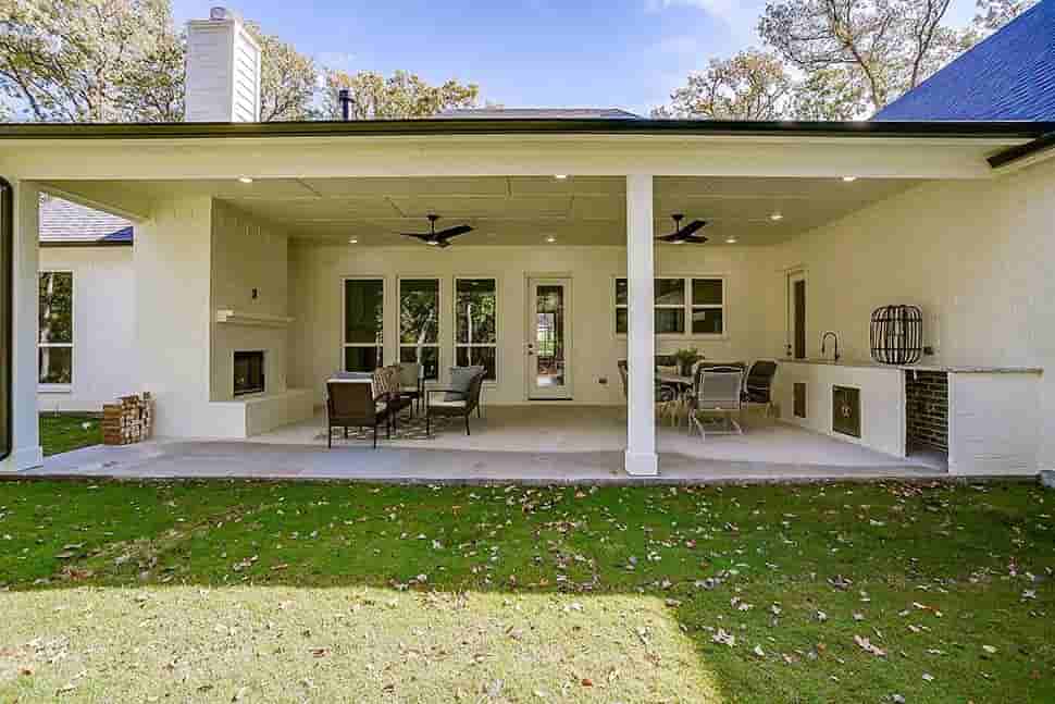 Plan 41498 | Southern Style with 4 Bed, 3 Bath, 3 Car Garage